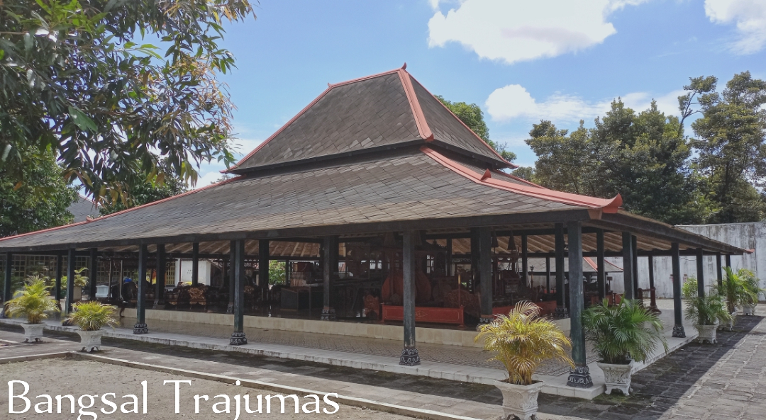 Diantar Si Thole Mengunjungi Keraton dan Taman Sari Yogyakarta – LALANG ...